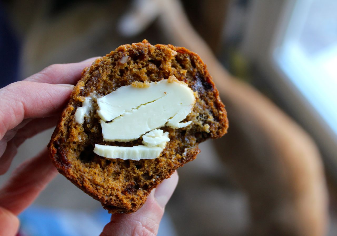 the Matchless Gingerbread Muffins of Procrastination - vomitingchicken.com